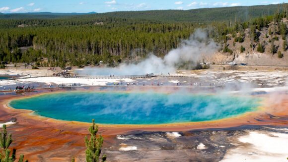 A Guide to Yellowstone’s Geothermal Features - Yellowstone Tour Guides